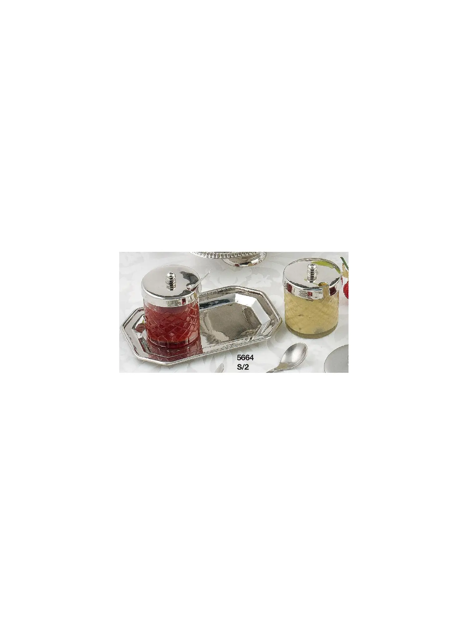 Set Of 2 Glass Jars Tableau