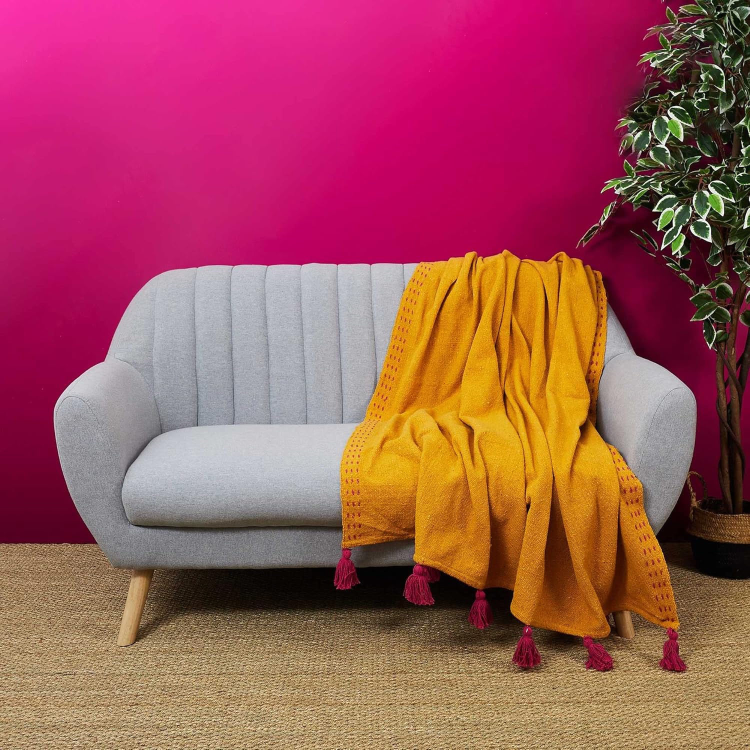 Yellow Pom-Pommed Sofa Throw 130X150Cm
